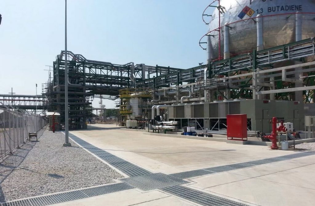 LOADING DOCK ROOF PROJECT – AS.FIRST